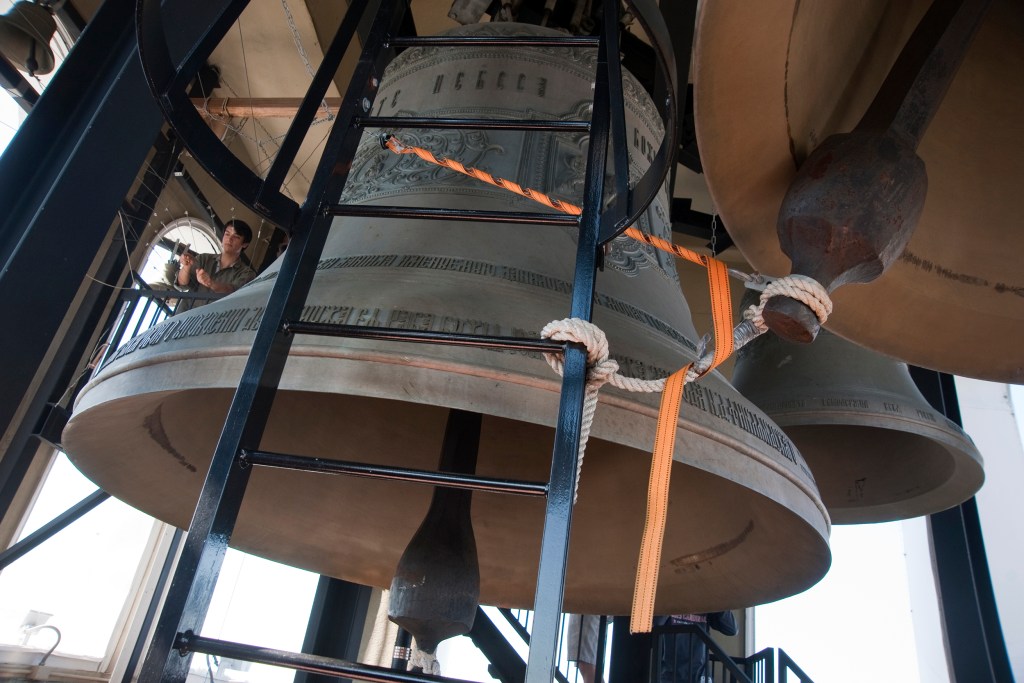 Local churches ring in Harvard Commencement for 30 years running ...